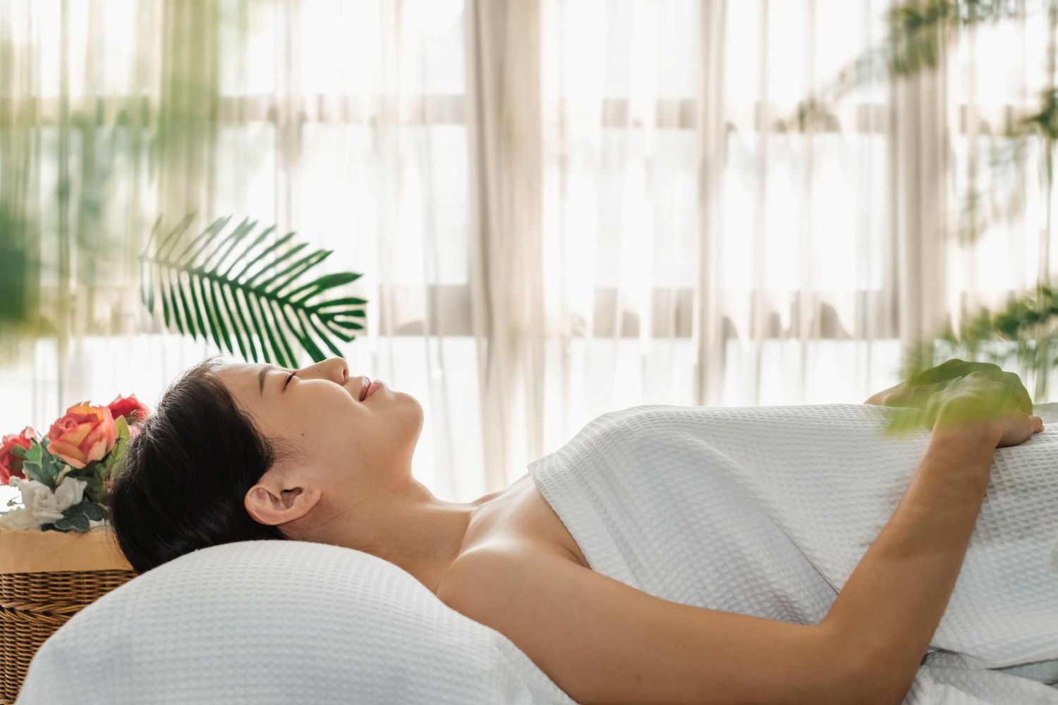 White Wood SPA | Professional Massage & Relaxation SPA
